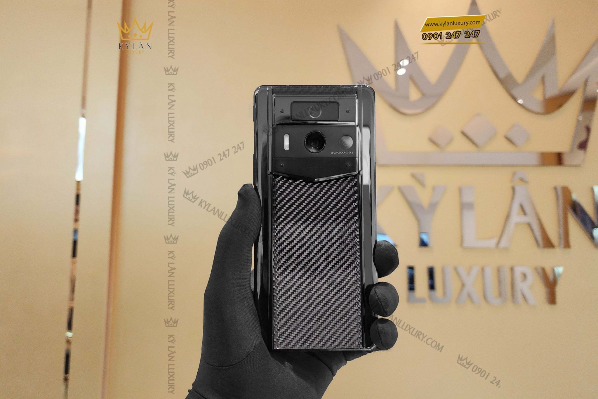 Điện thoại Metavertu 2nd Generation Black Carbon Web3 AI