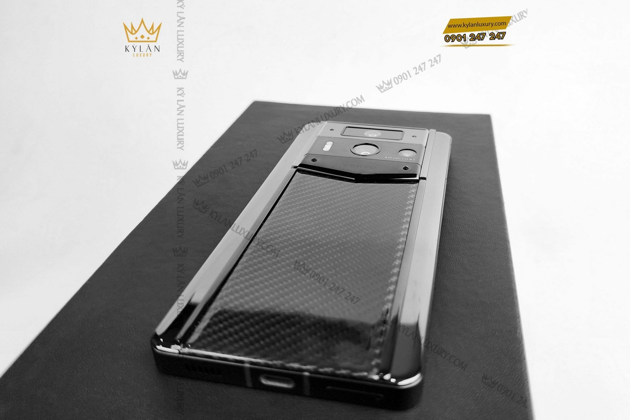 Điện thoại Metavertu 2nd Generation Black Carbon Web3 AI