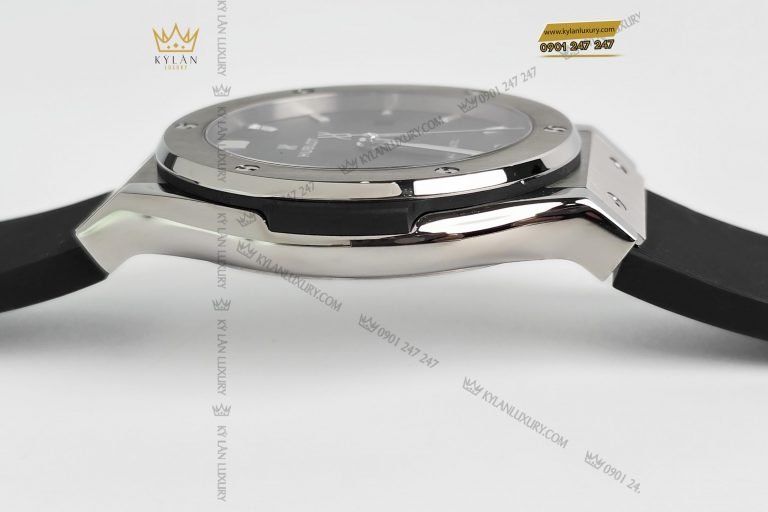 Đồng hồ Hublot Classic Fusion Black Titanium 42mm - Kỳ Lân