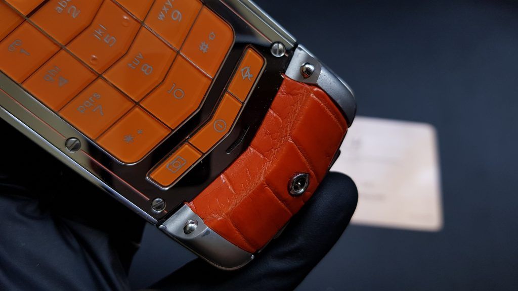 Vertu Ayxta Orange - Kỳ Lân Luxury