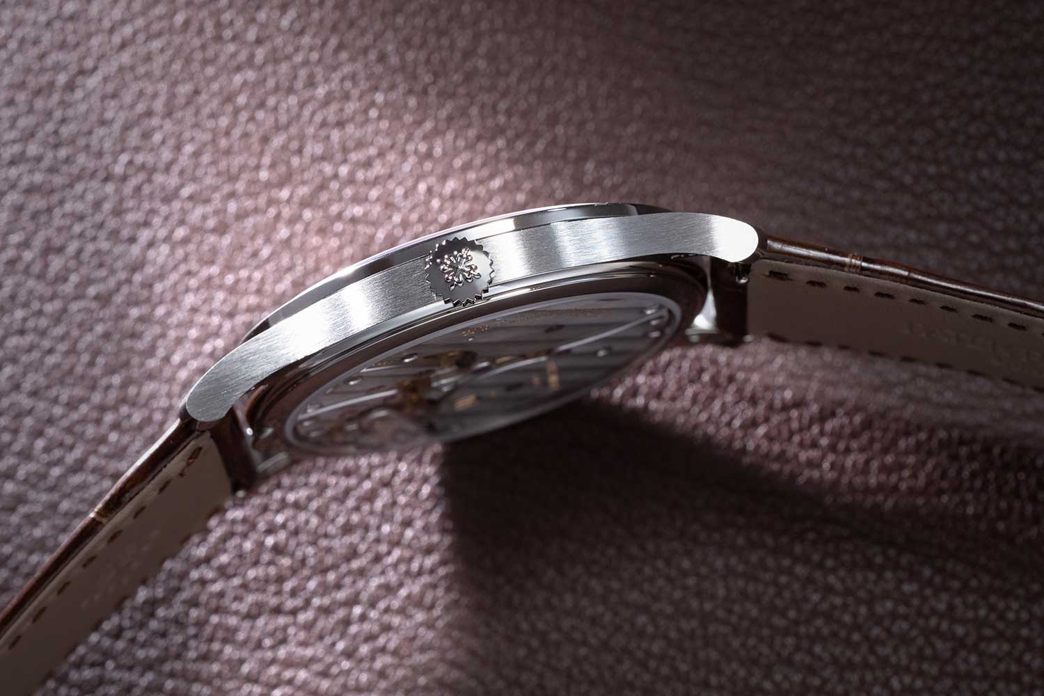 Đồng hồ Patek Philippe Calatrava 6196P - Kỳ Lân Luxury