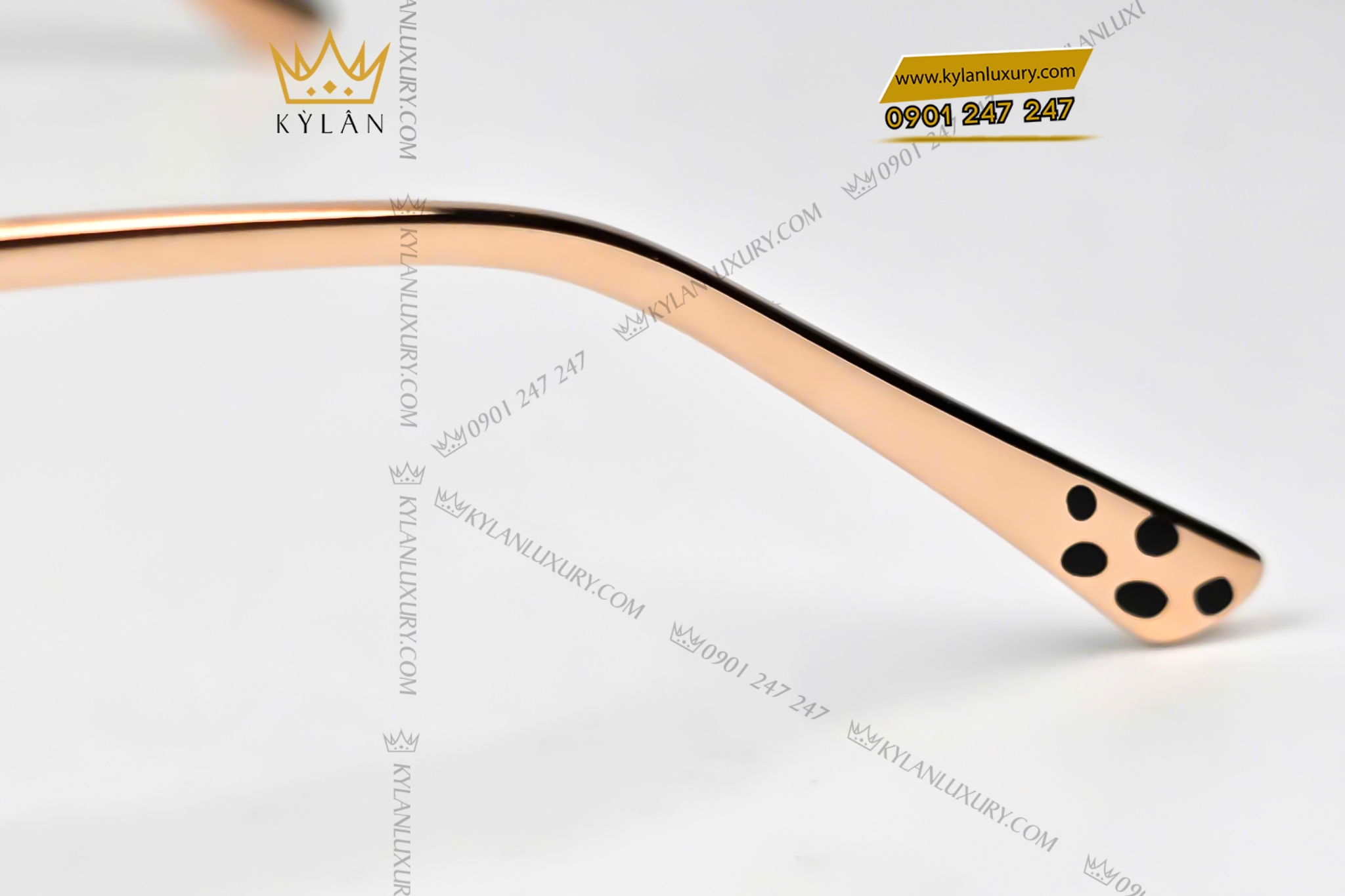 Mắt kính Bella vàng hồng Au750 đính kim cương