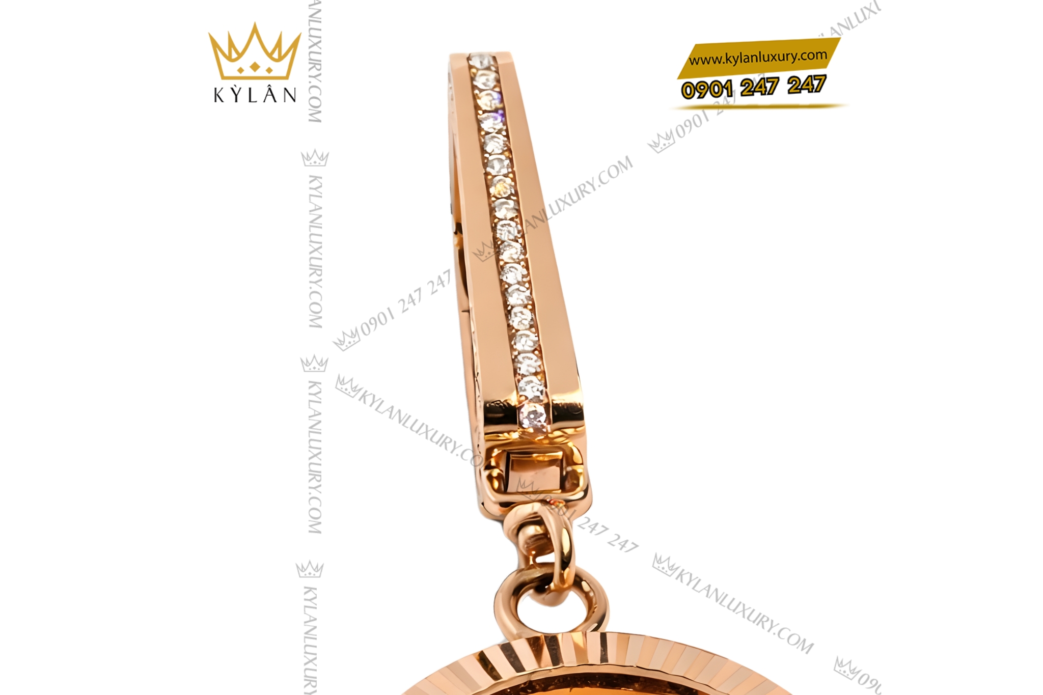 Móc khóa charm logo vương miện vàng hồng Au750 đính kim cương - Kỳ Lân ...